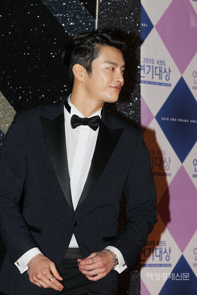 [2015 KBS 연기대상] 서인국 '여유로운 눈빛'