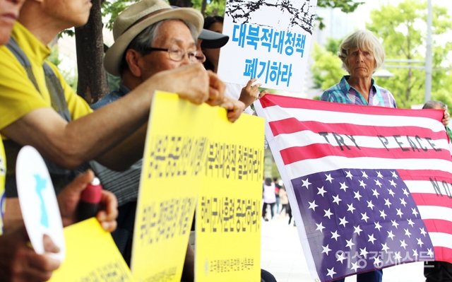 반미평화활동가 린디스 퍼시, '한반도에 평화를'