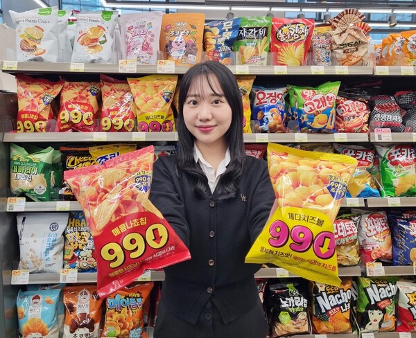 "꼼수 가격 인상 속 역주행"···유통업계, '역 슈링크플레이션' 눈길